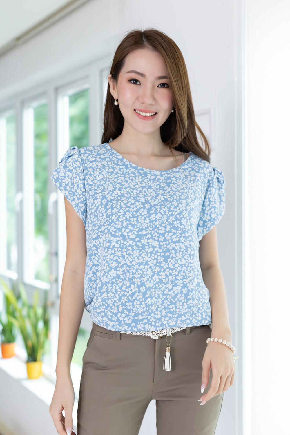 NT2385 Spring Petal Sleeve Blouse – Light Blue – Narinarishop.com