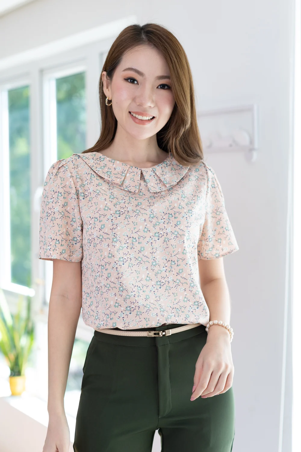 NT2387 Folded Collar Cherry Blossom Blouse – Light Pink – Narinarishop.com