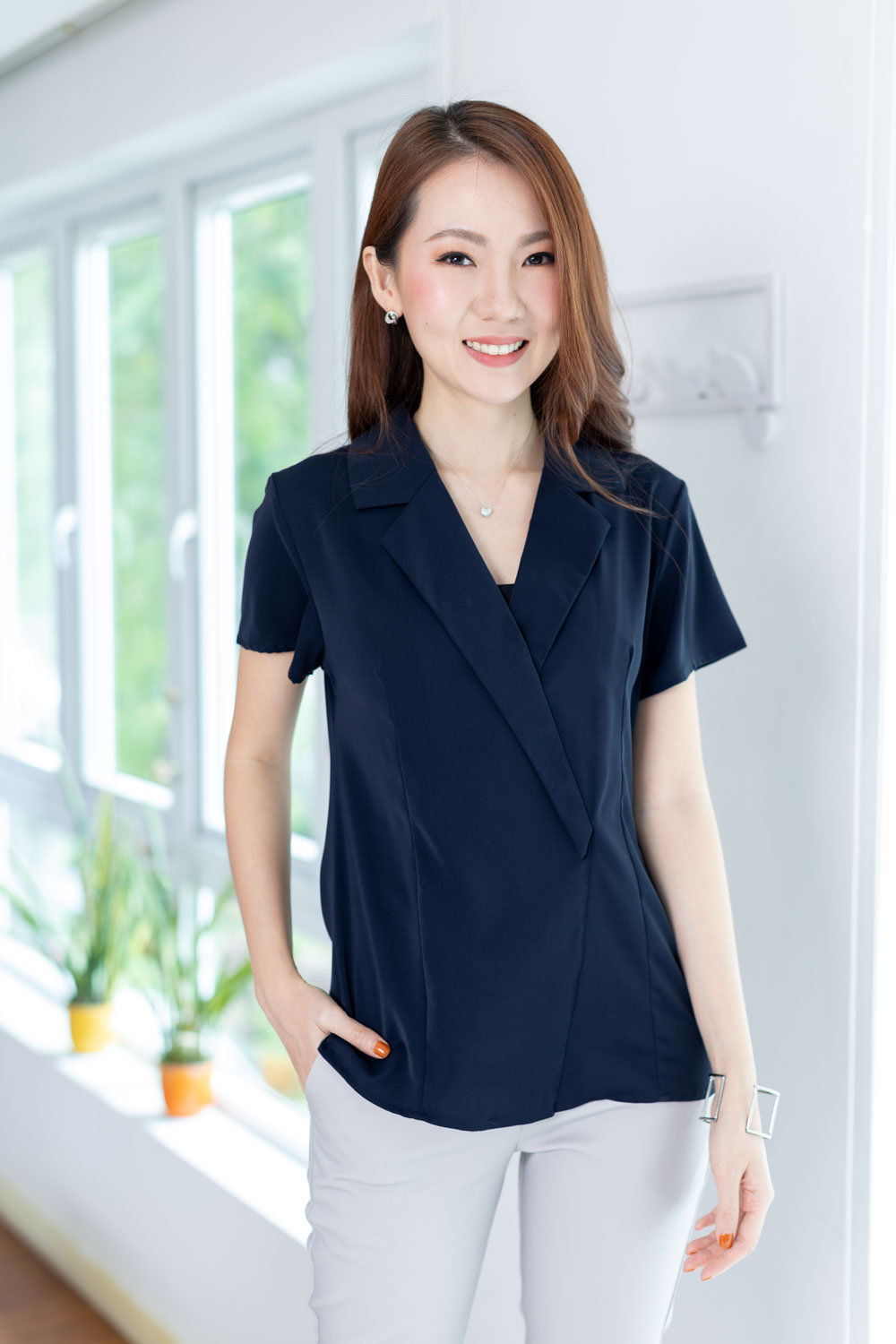 NT2299 Overlap Collar Blouse – Dark Navy – Narinarishop.com